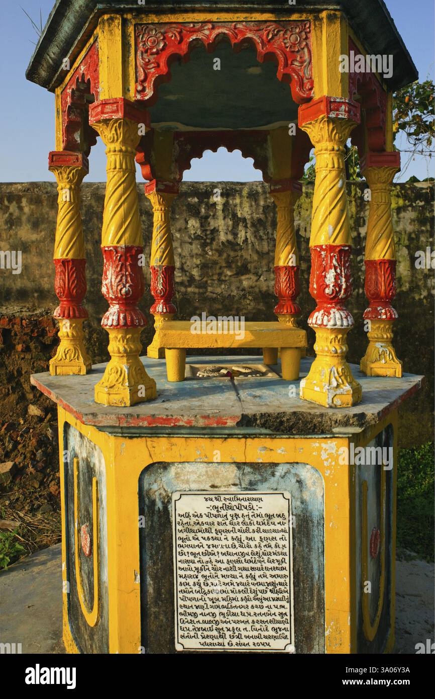 Swaminarayan temple, Chhapaiya near Ayodhya, Faizabad, Uttar Pradesh ...