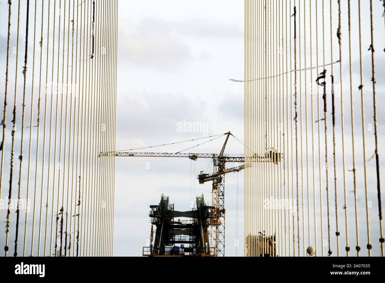 View of under construction Bandra Worli sea link is 8 lane twin ...