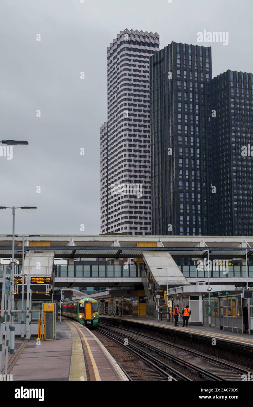 Southern train hi-res stock photography and images - Alamy