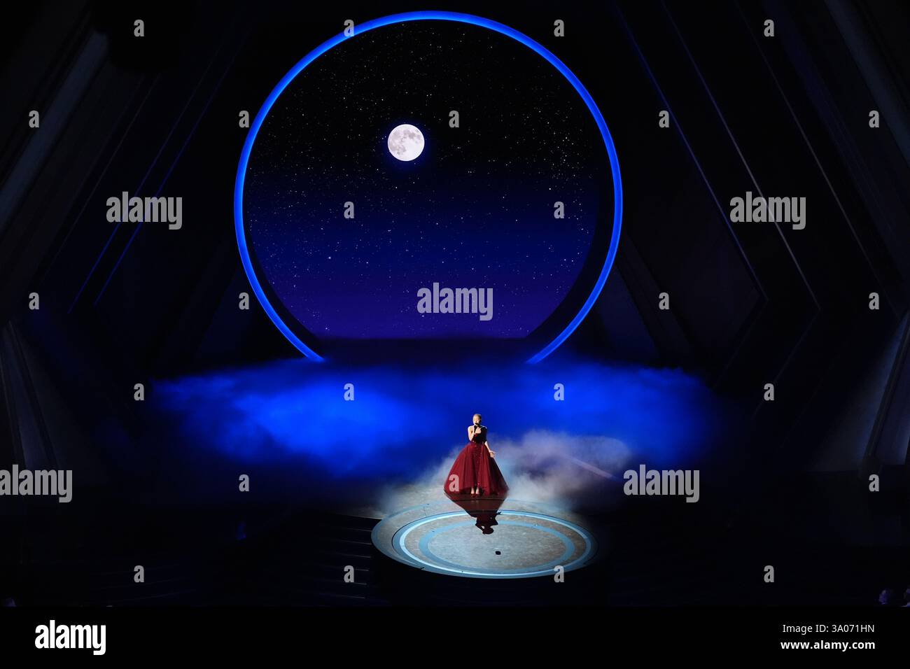 Ariana Grande performs 'Over the Rainbow" during the Oscars on Sunday ...