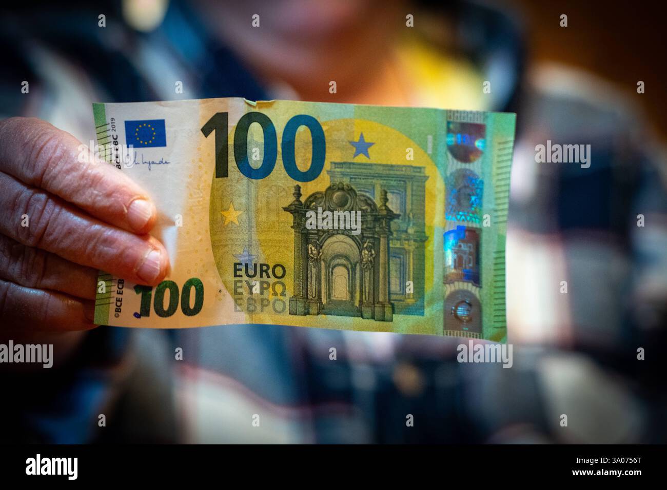 Sicherheitsmerkmale hi-res stock photography and images - Alamy