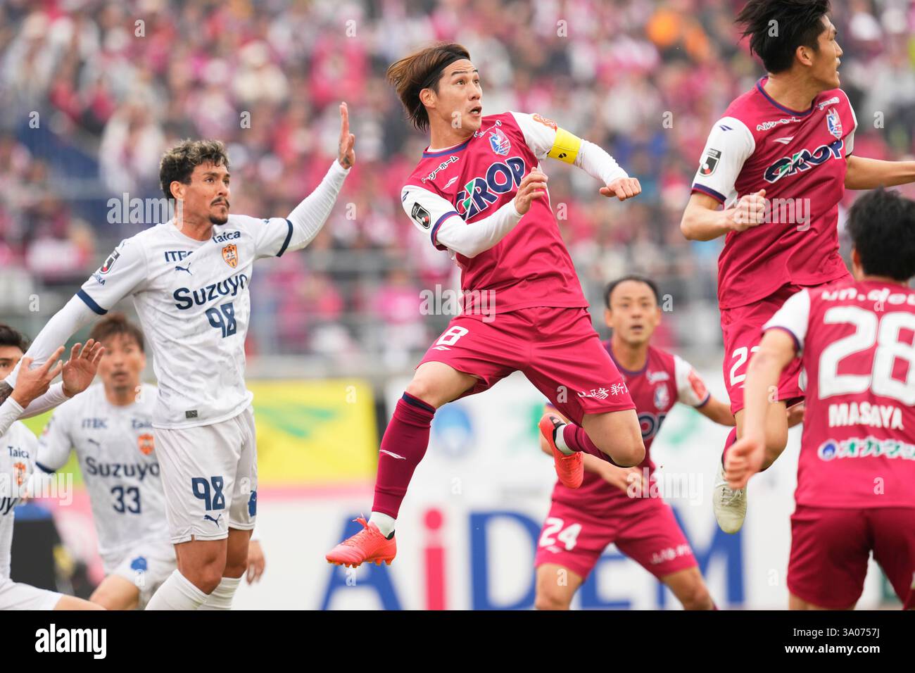 JFE Harenokuni Stadium, Okayama, Japan. 2nd Mar, 2025. (L-R) Matheus Bueno (S-Pulse), Ataru ...