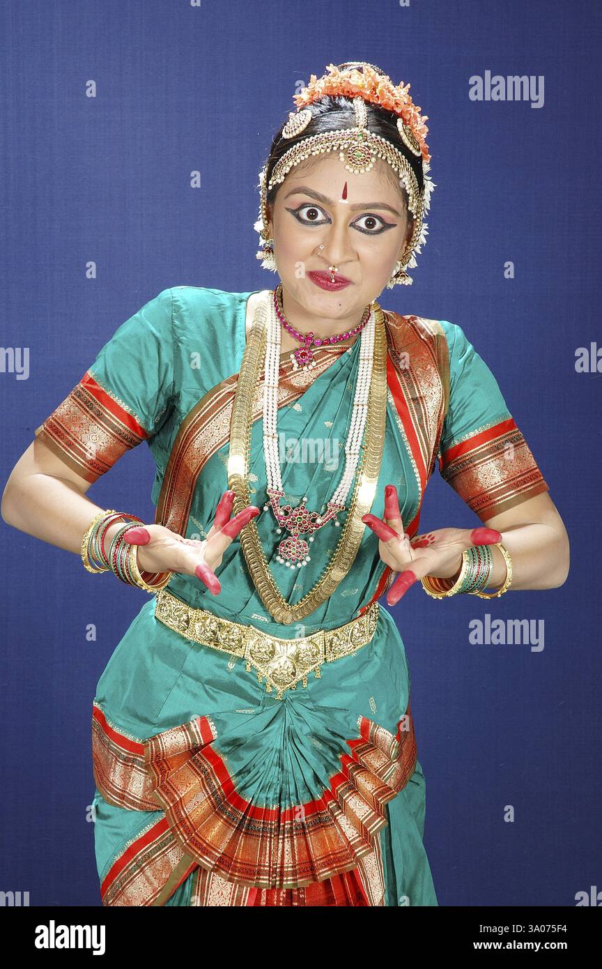 Bharatnatyam, Indian Classical Dance Stock Photo - Alamy