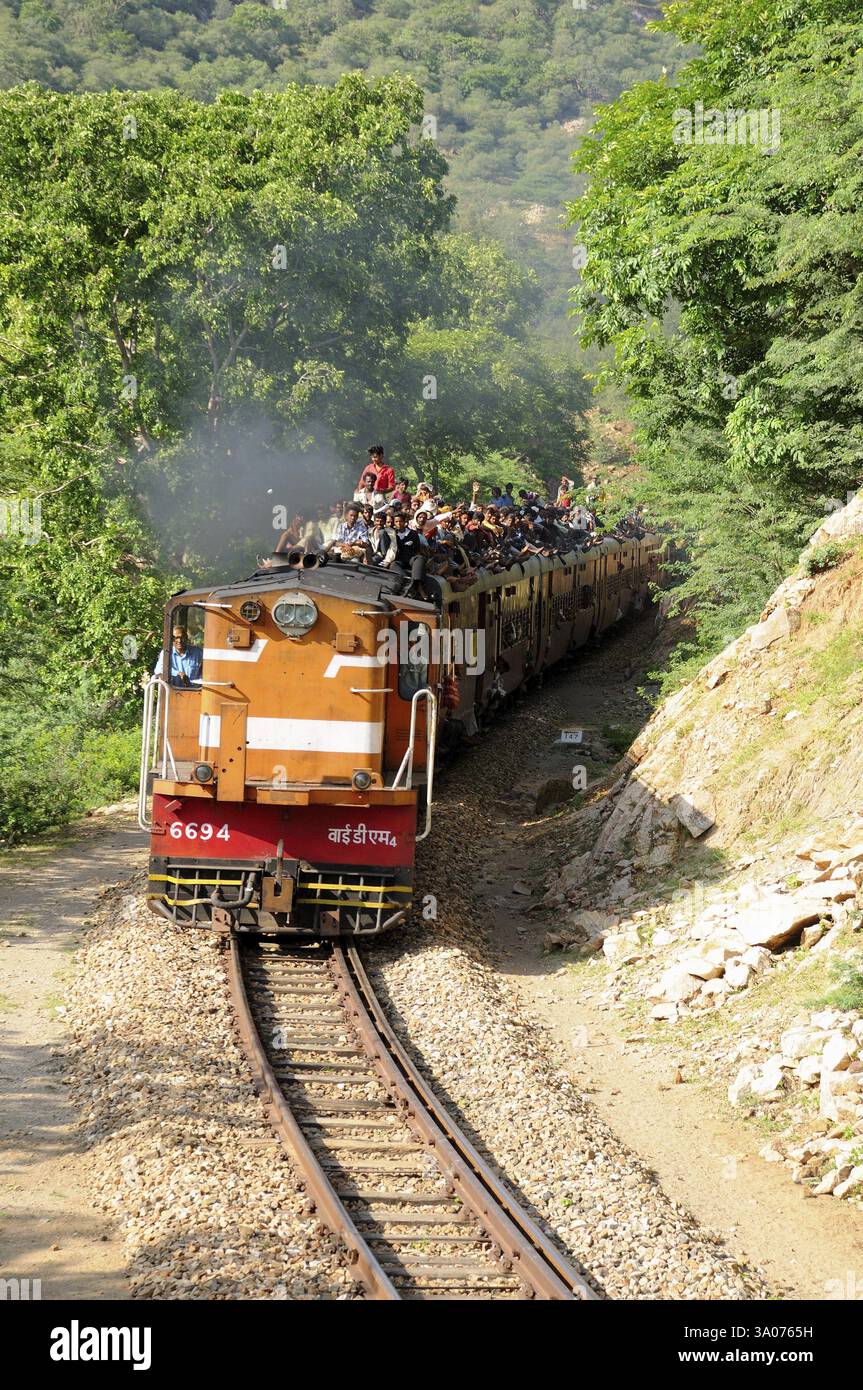 Locomotive running on track, Goram ghat, Marwar junction, Rajasthan ...