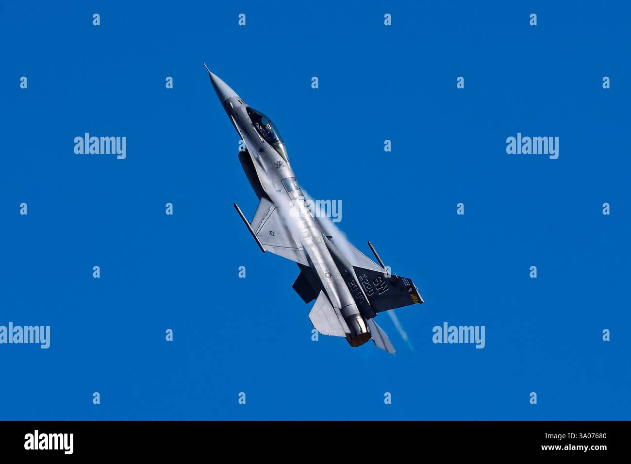 Davis Monthan AFB 3-2-2025 Tucson, AZ USA USAF Lockheed Martin F-16C 00 ...