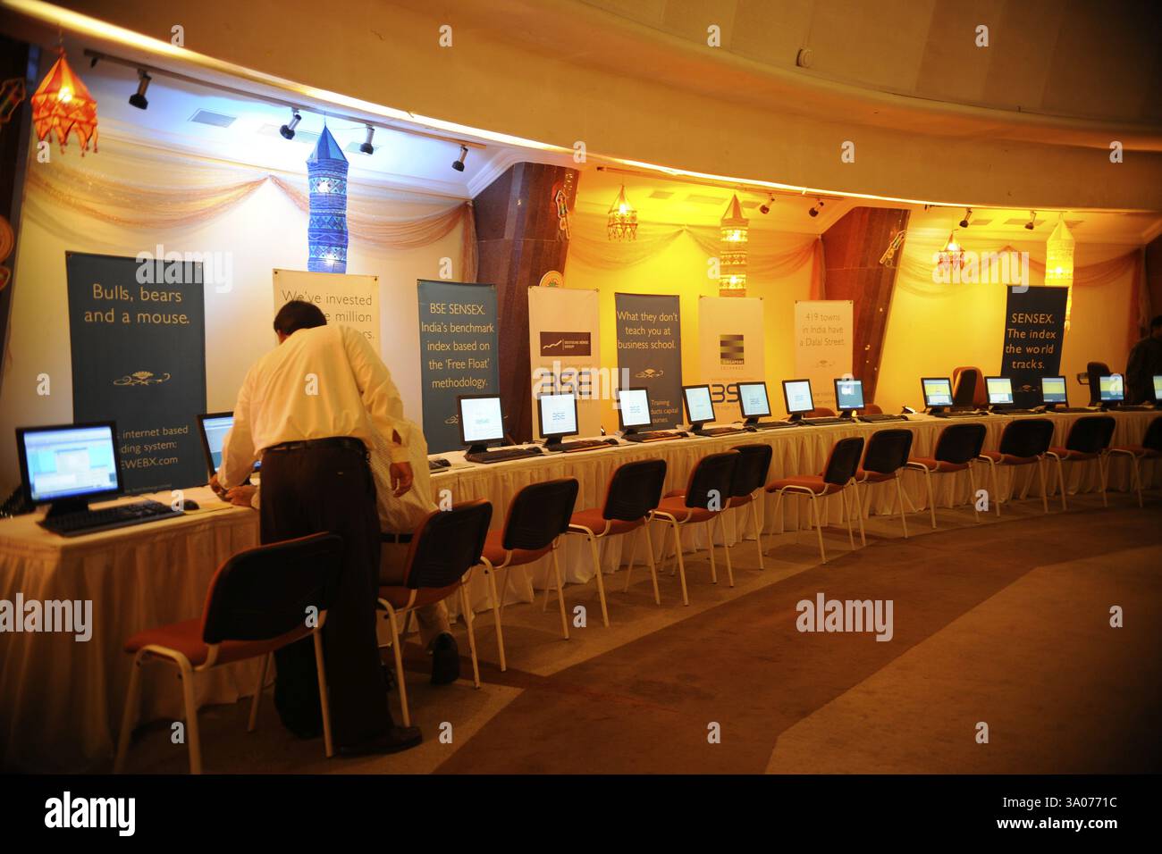 Inside Bombay Stock Exchange BSE, Bombay Mumbai, Maharashtra, India ...
