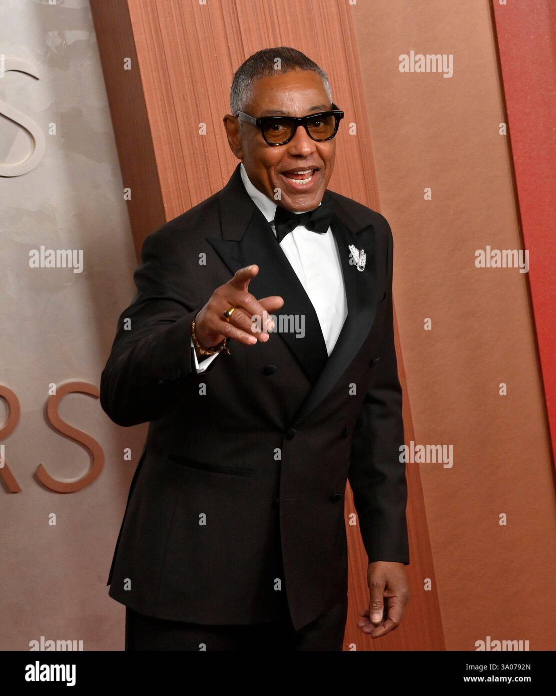 Giancarlo Esposito arrives on the red carpet for the 97th Academy ...