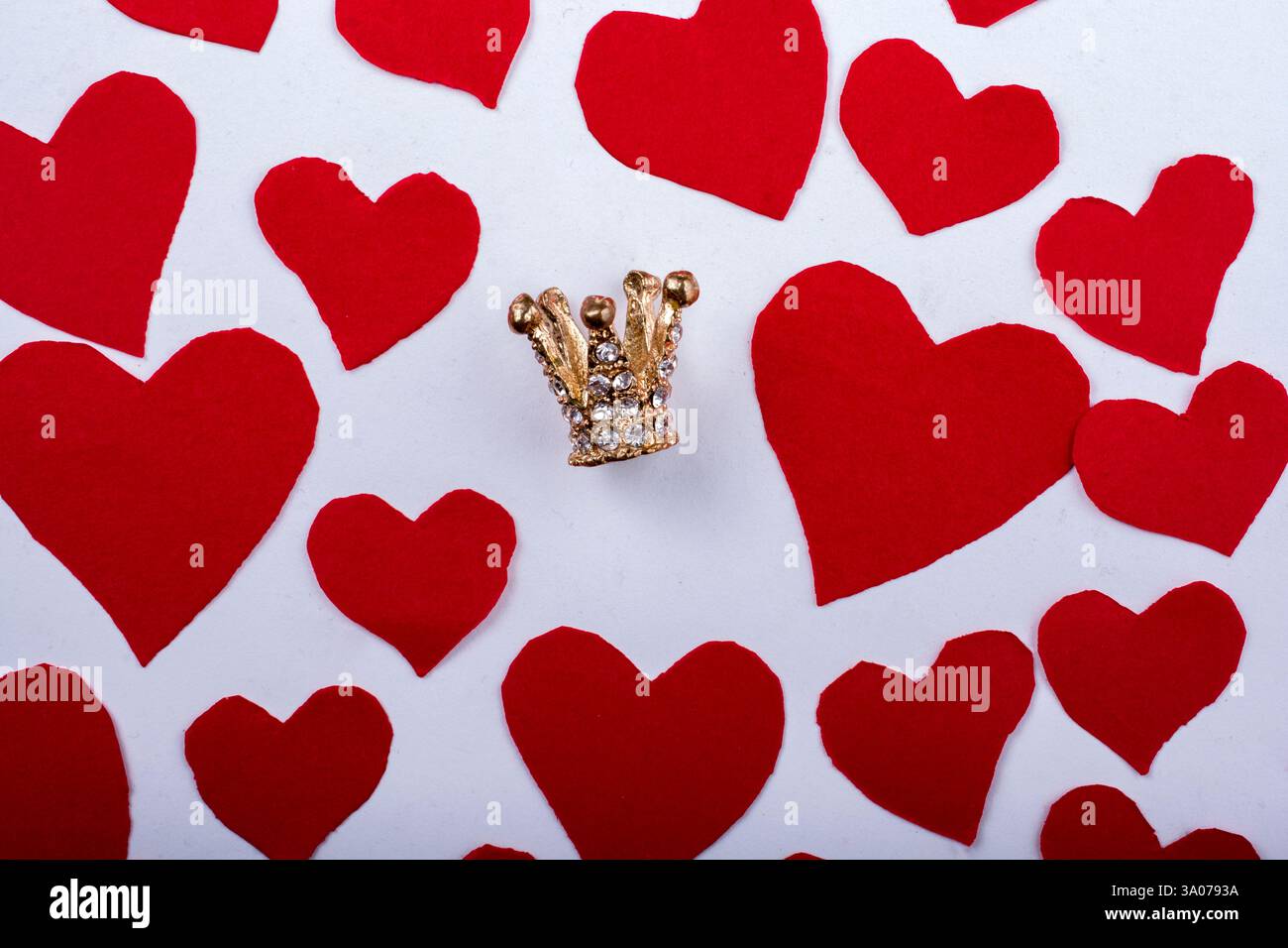 Heart love king queen hi-res stock photography and images - Alamy