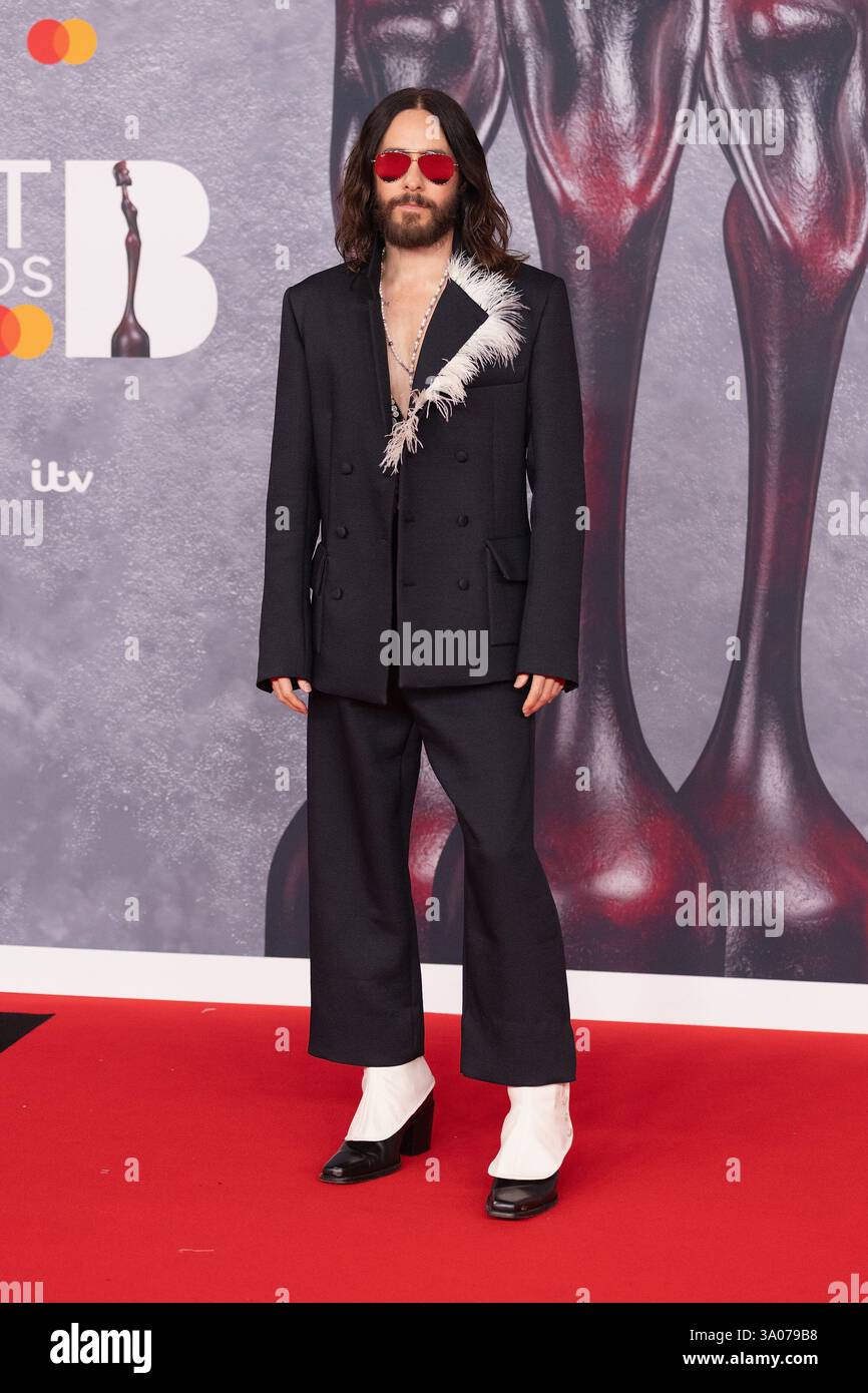 Thirty seconds to mars live london hi-res stock photography and images ...