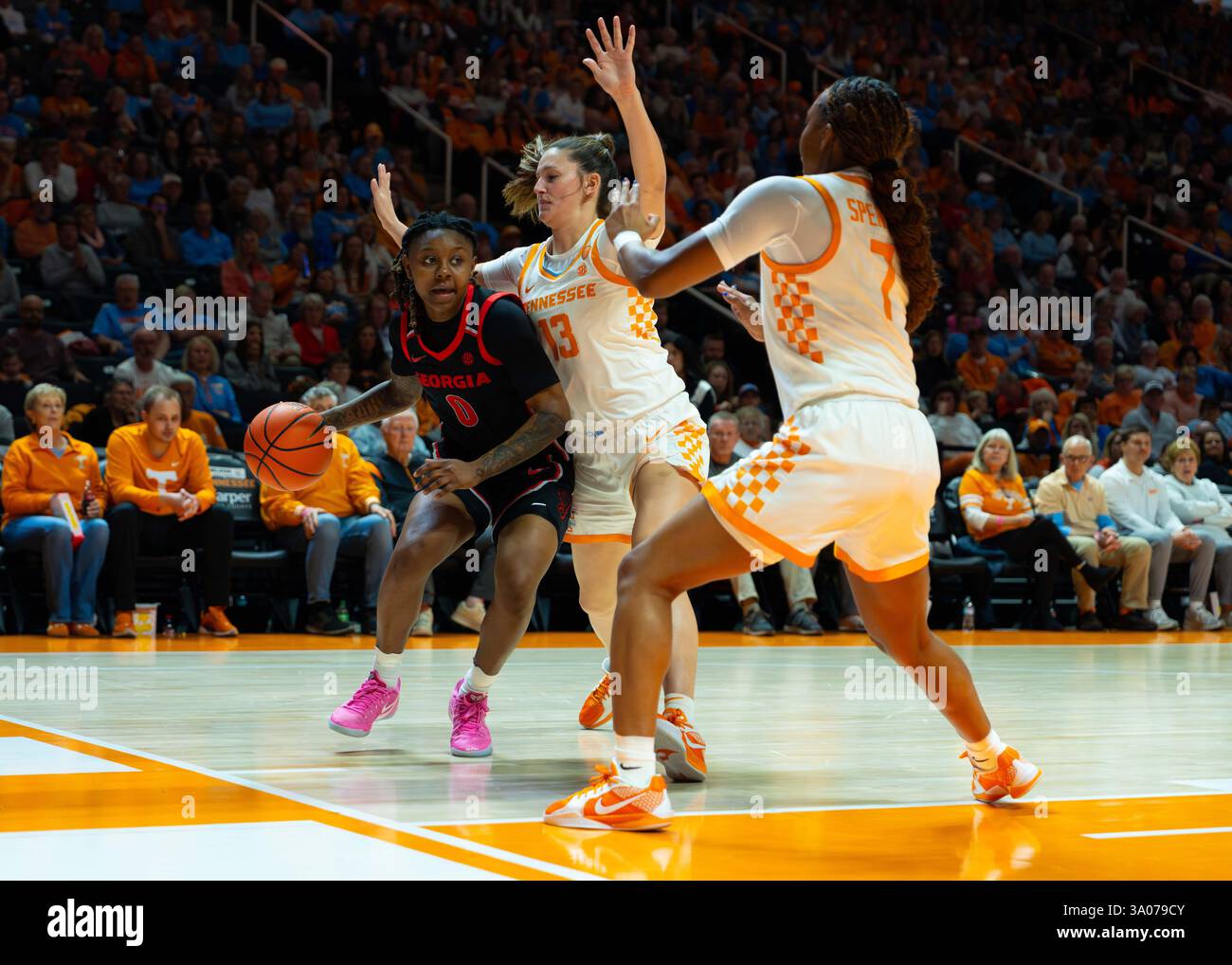 March 2, 2025: Trinity Turner (0) of the Georgia Lady Bulldogs drives ...