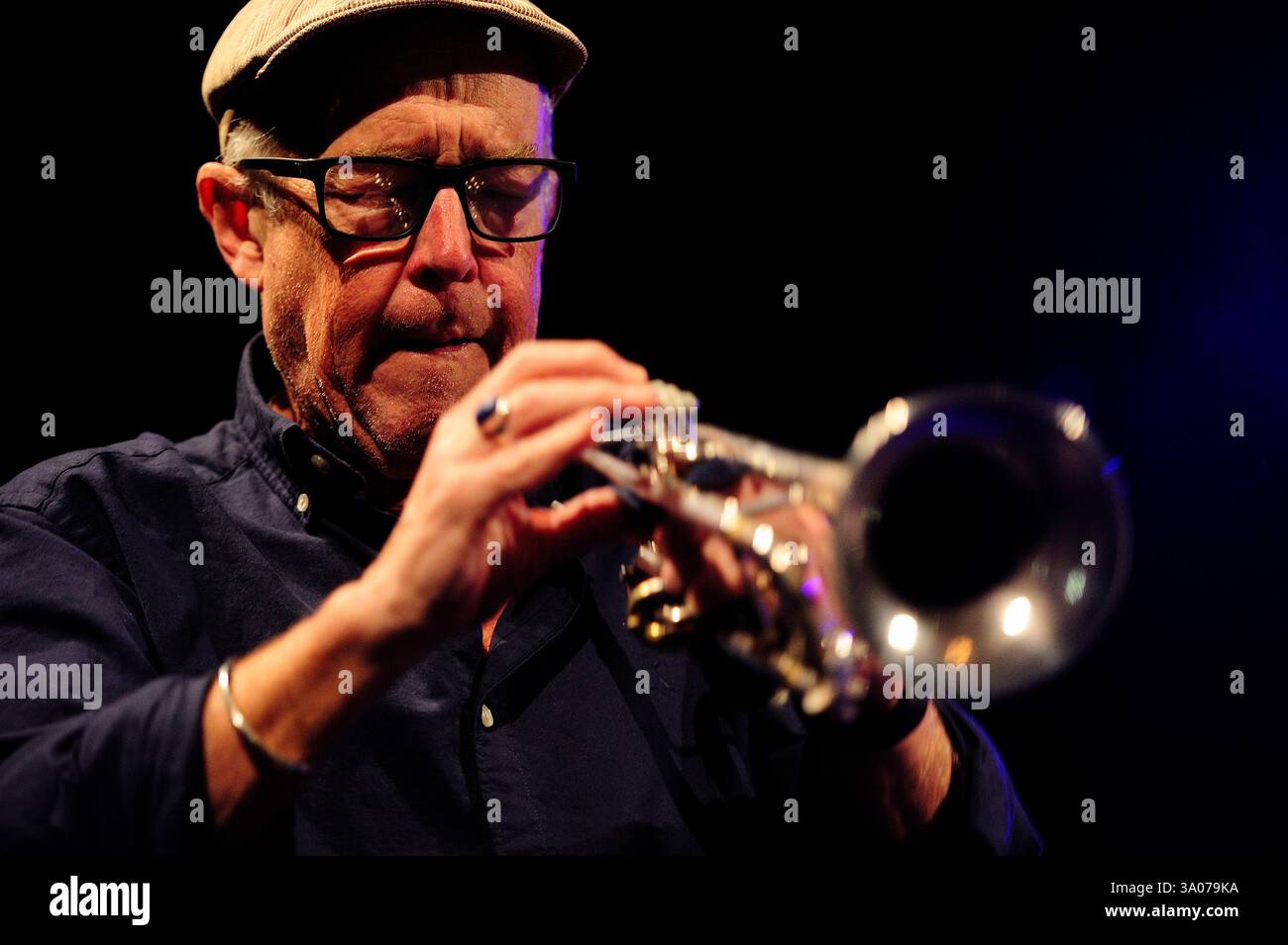 S.E.A. TRIO feat. DAVE DOUGLAS, Dave Douglas trumpet,Dominik Bukowski ...