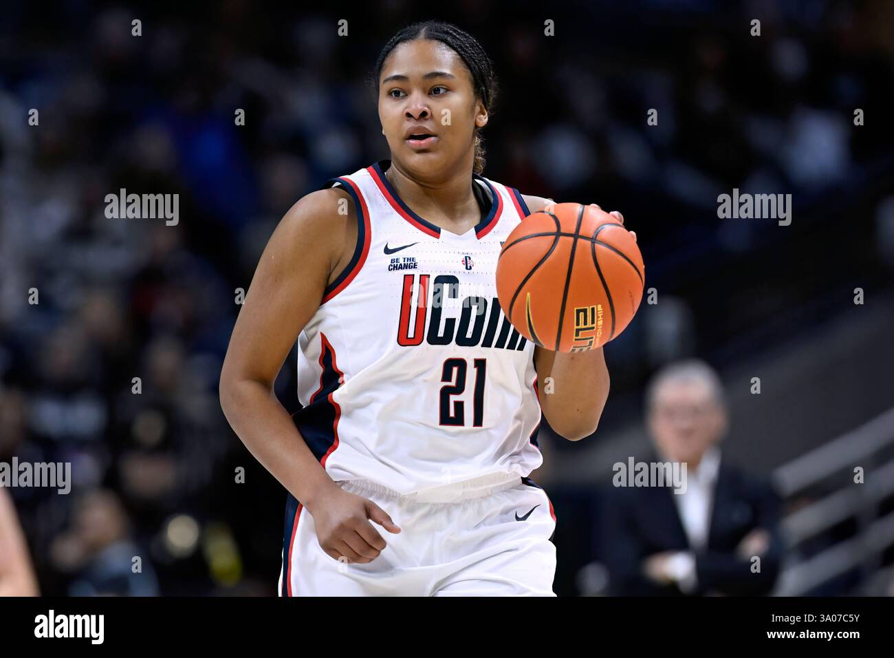 UConn forward Sarah Strong (21) in the first half of an NCAA college ...