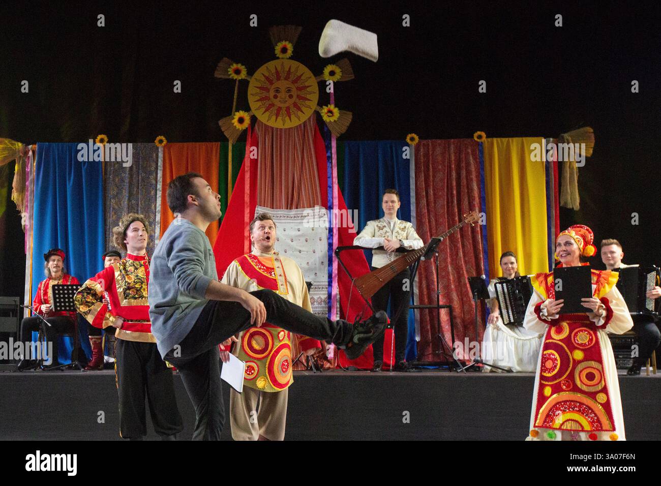 St. Petersburg, Russia. 1st Mar, 2025. People play a game during the ...