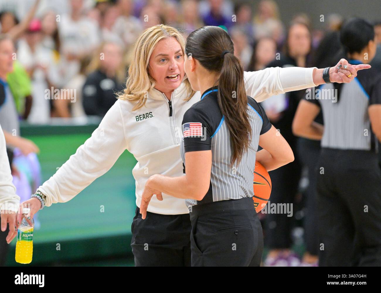 Waco, Texas, USA. 2nd Mar, 2025. Baylor Lady Bears head coach NICKI ...