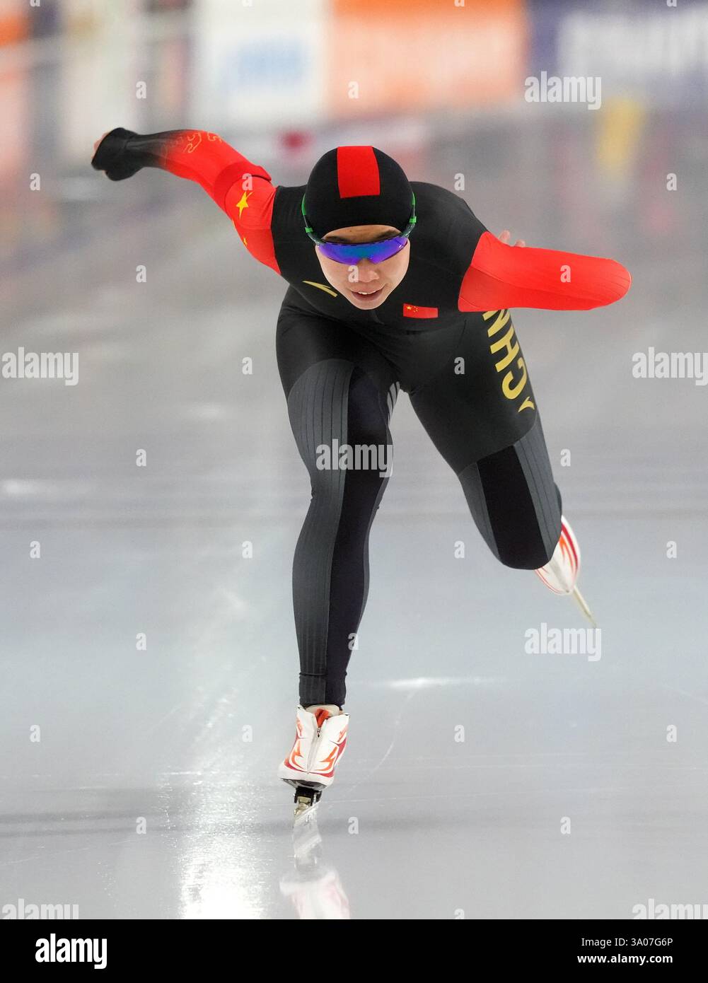 Qi Yin (CHN) in action on 1000m women during ISU World Cup 6 on March 1 ...