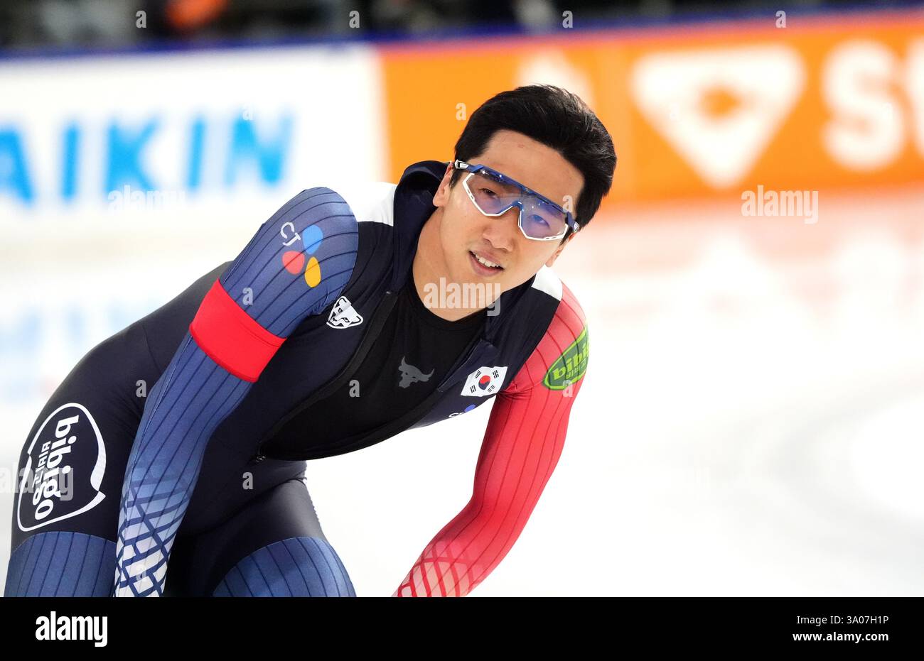 Jun-Ho Kim (KOR) on 500m men during ISU World Cup 6 on March 2, 2025 at Thialf in Heerenveen ...