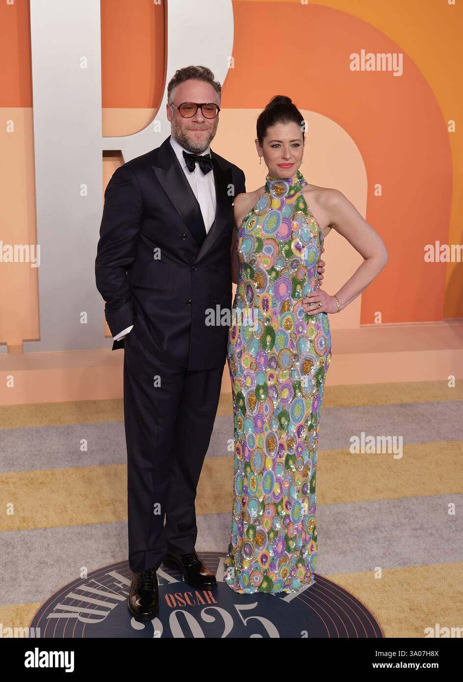 Seth Rogen, Lauren Miller Rogen attends the 2025 Vanity Fair Oscar ...