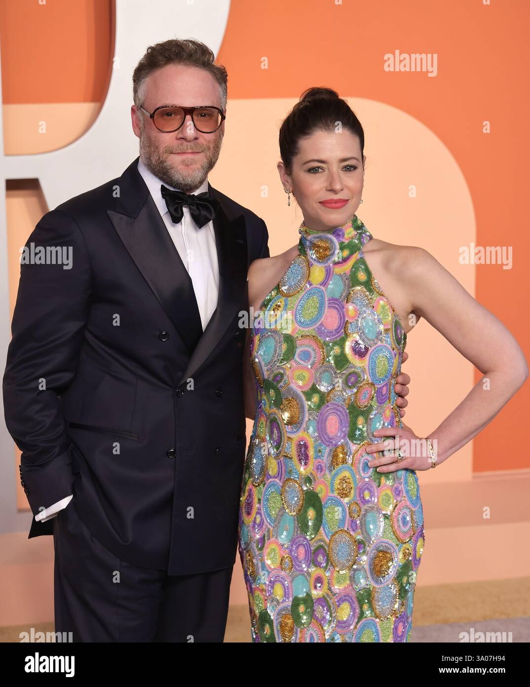 Seth Rogen, Lauren Miller Rogen attends the 2025 Vanity Fair Oscar ...