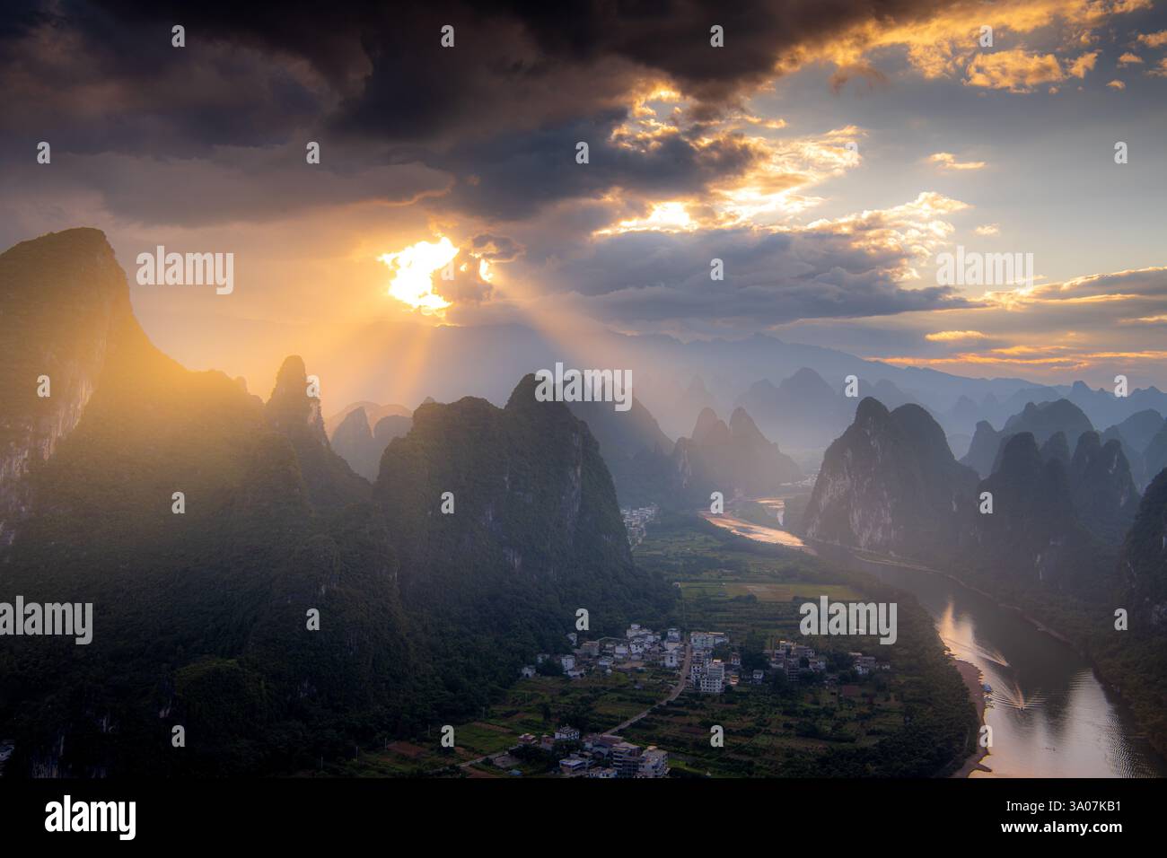 Sunrise Landscape of Guilin , Li River and Karst mountains called ...