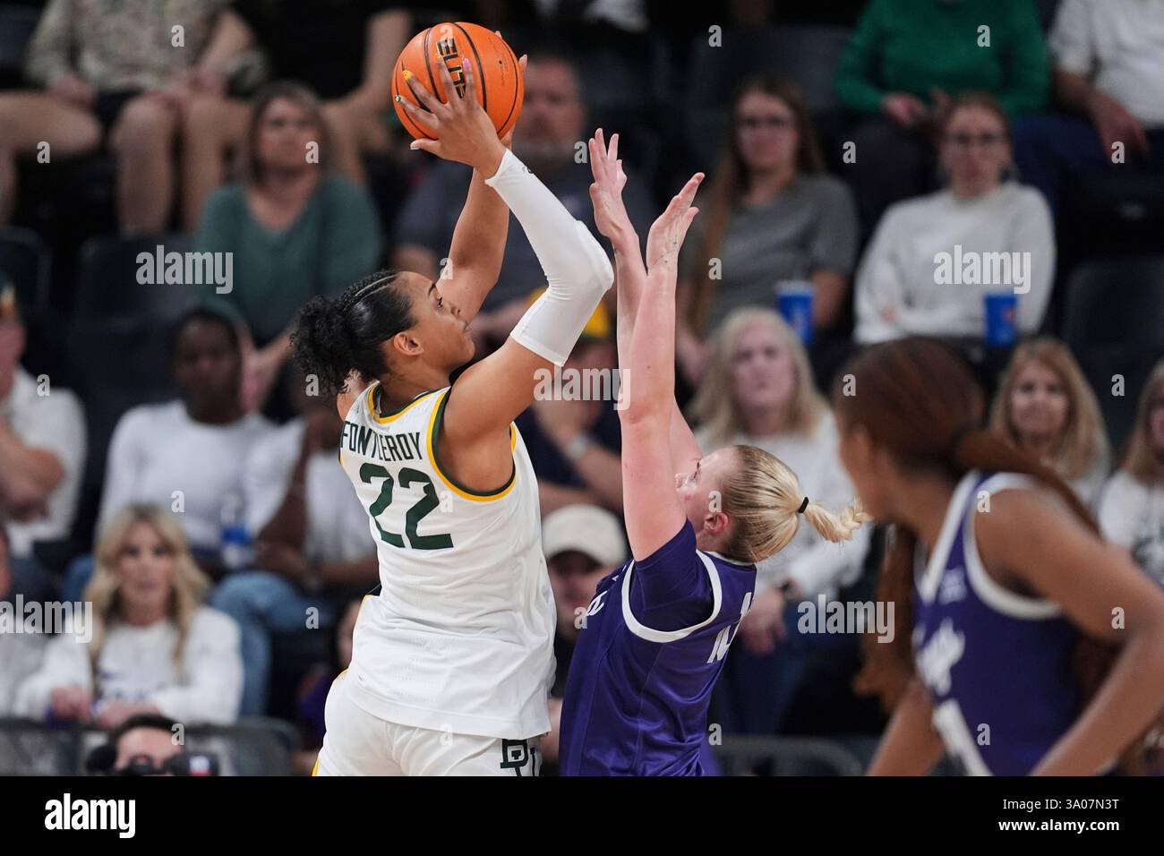 Baylor guard Bella Fontleroy (22) looks to shoot over TCU's Hailey Van ...