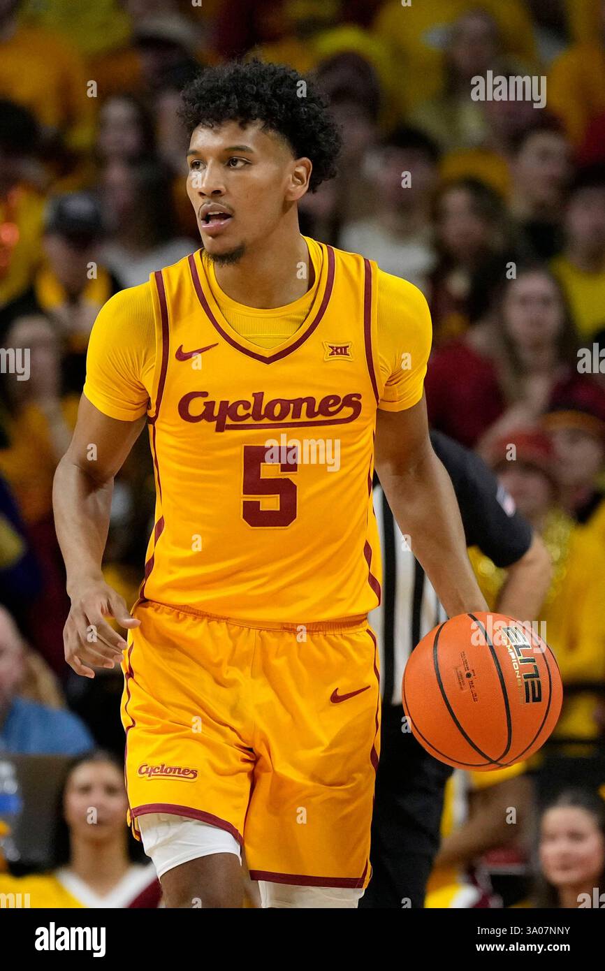 Iowa State guard Curtis Jones drives up court during the second half of ...