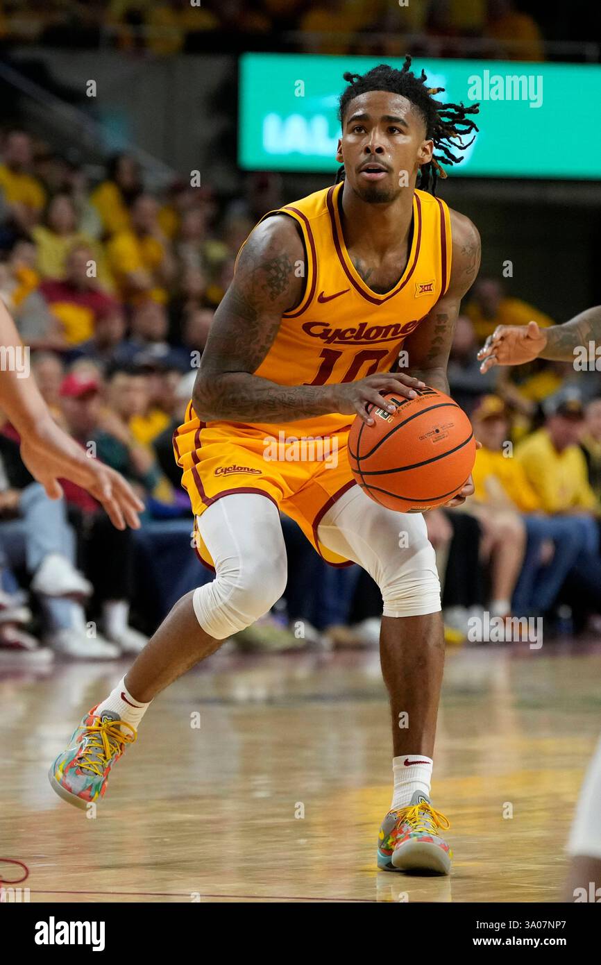 Iowa State guard Keshon Gilbert drives up court during the second half ...