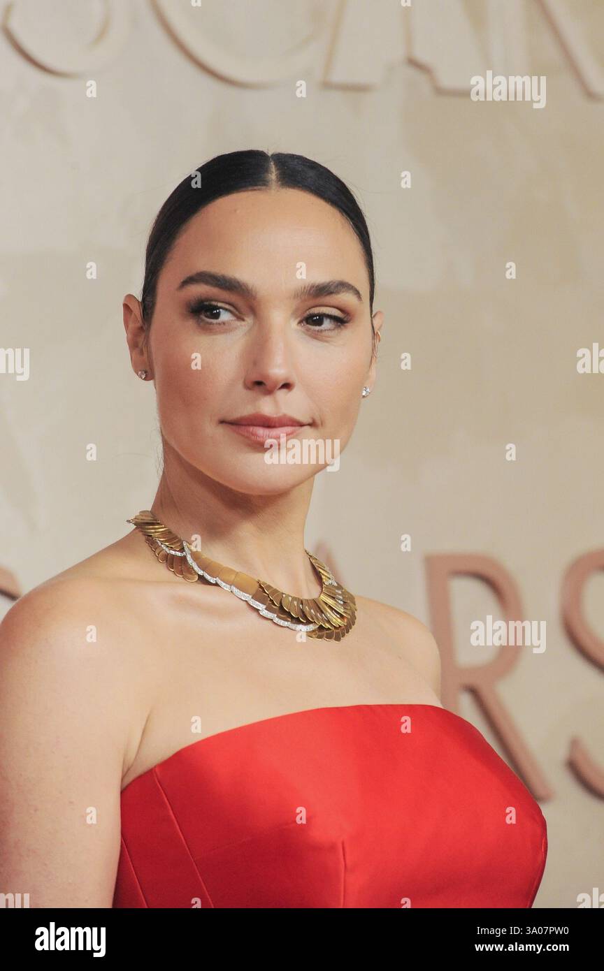 Ca. 02nd Mar, 2025. Gal Gadot at arrivals for The 97th Academy Awards ...