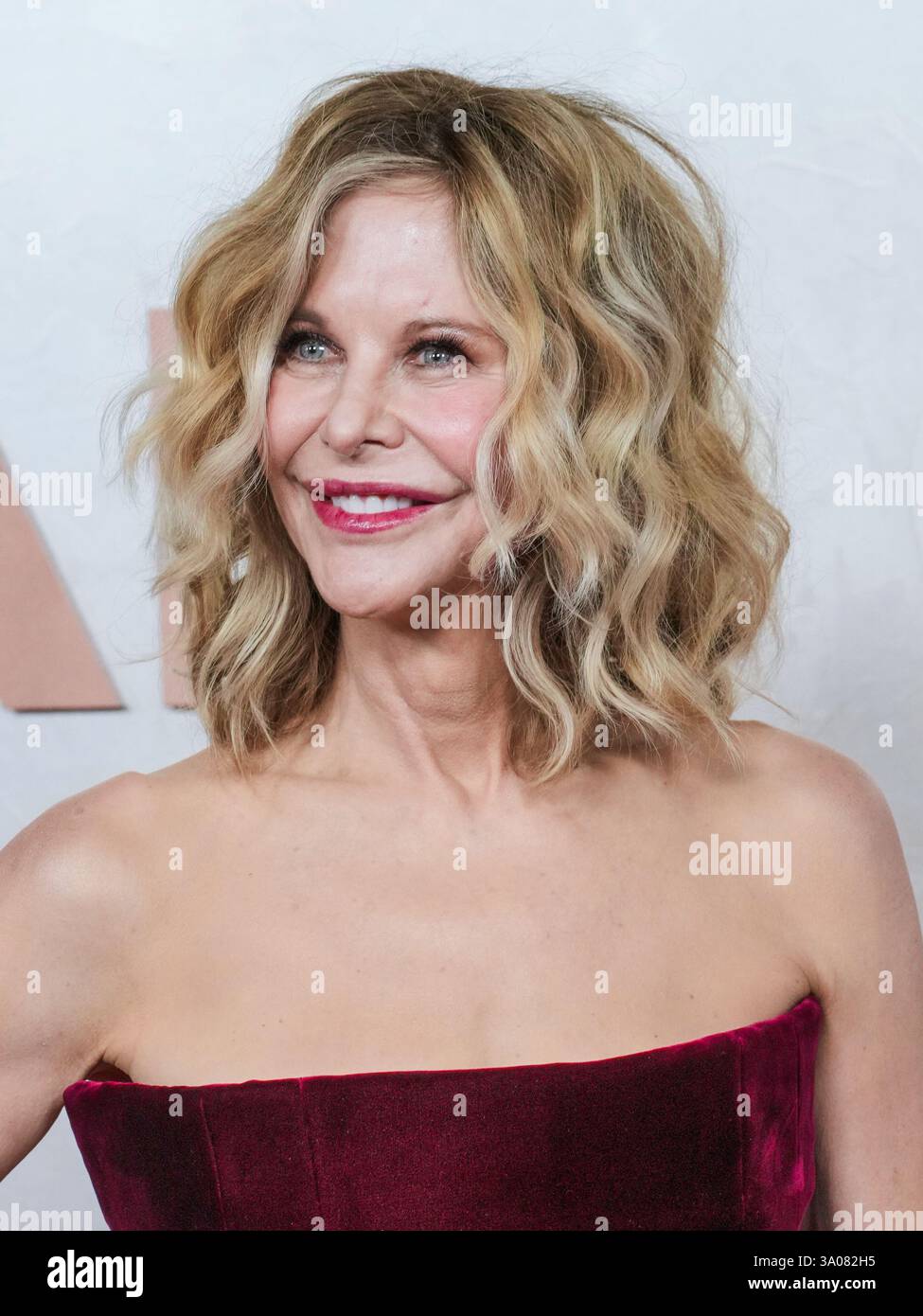 Los Angeles, USA. 02nd Mar, 2025. Meg Ryan walking on the red carpet at ...