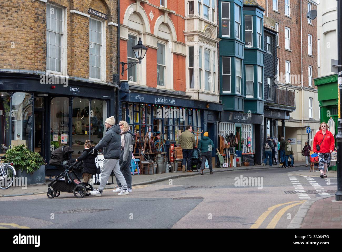 Margate, UK. 01st Mar, 2025. Tourists walk by the vintage shops on the ...