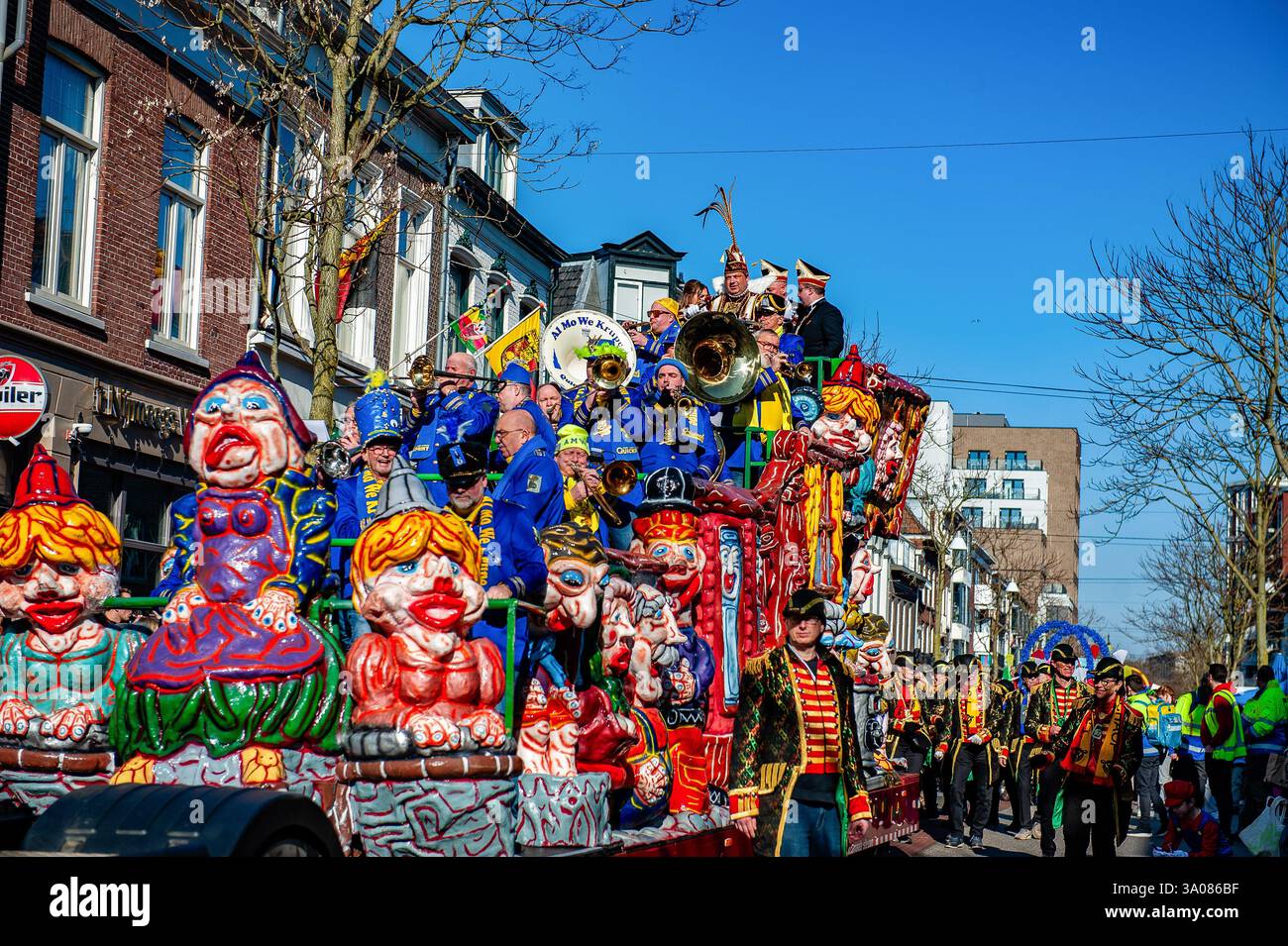 Nijmegen, Netherlands. 02nd Mar, 2025. A view of the main float leading ...