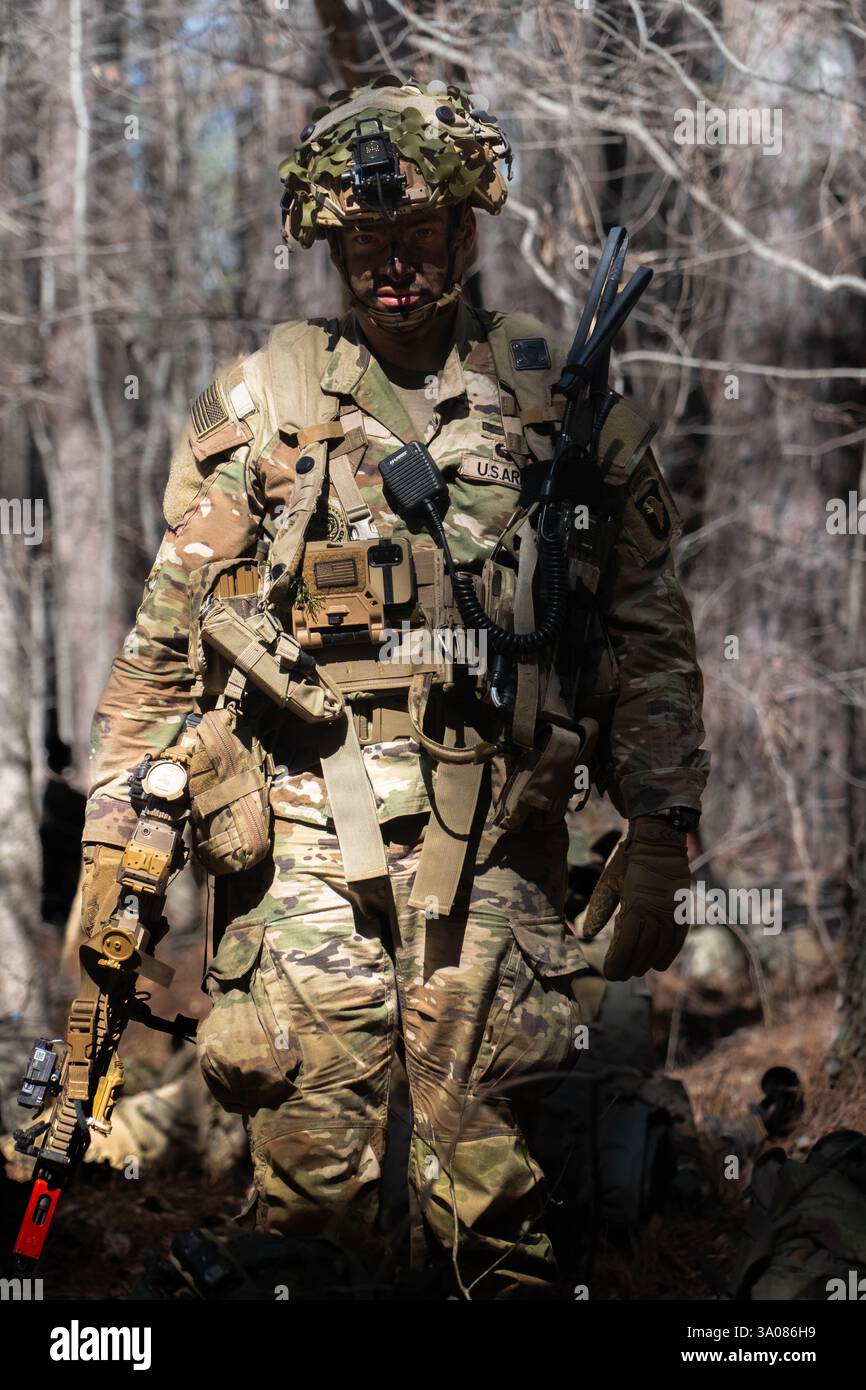 Staff Sgt. Jonathan Smith, from Bulldog Company, 1st Battalion 327 ...