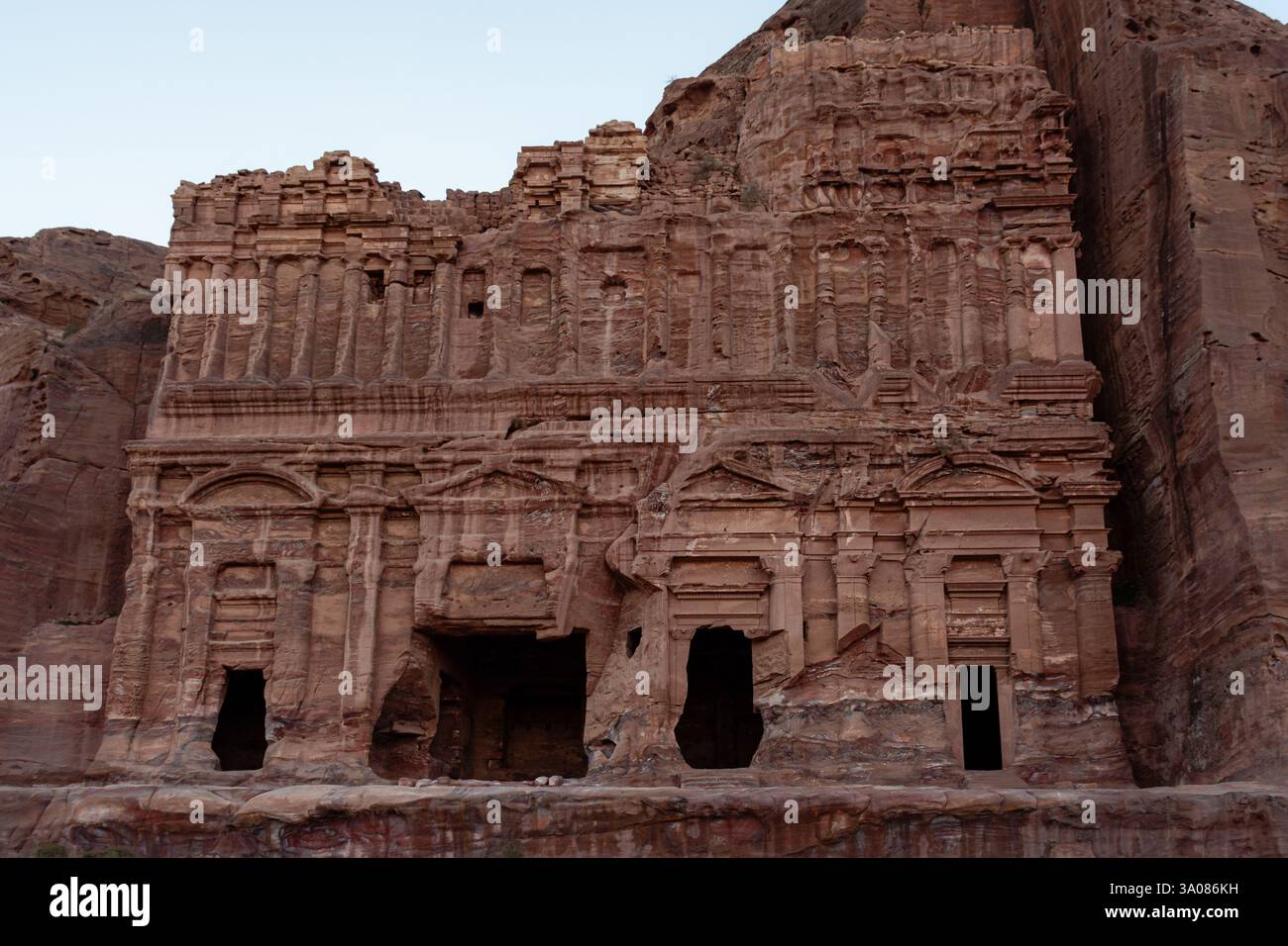 Nabataean Palace Tomb at Petra Jordan Stock Photo - Alamy