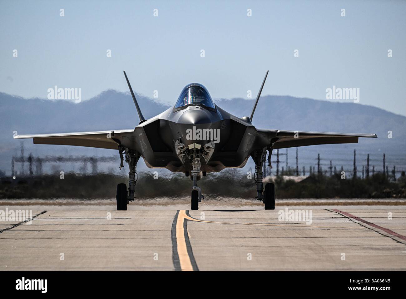 Warbirds 2025 hi-res stock photography and images - Alamy