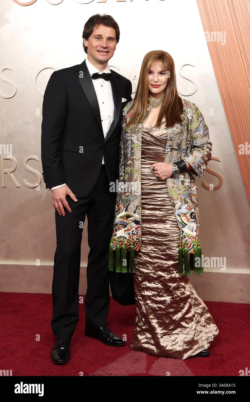 Arnaud Boetsch und Maria Wilhelm bei der Oscar Verleihung 2025 / 97th Annual Academy Awards im ...