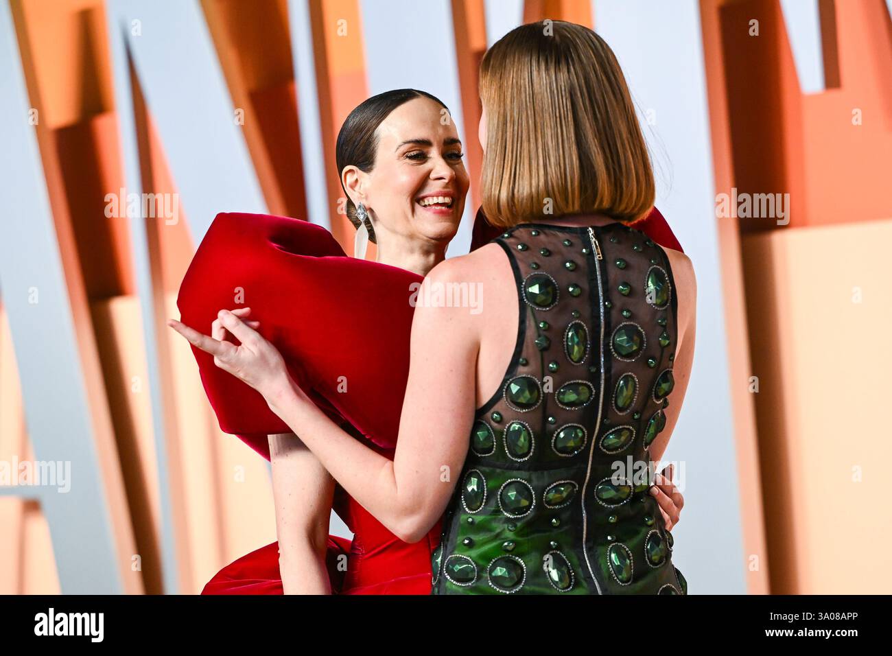USA. 02nd Mar, 2025. Sarah Paulson and Hannah Einbinder walking on the ...