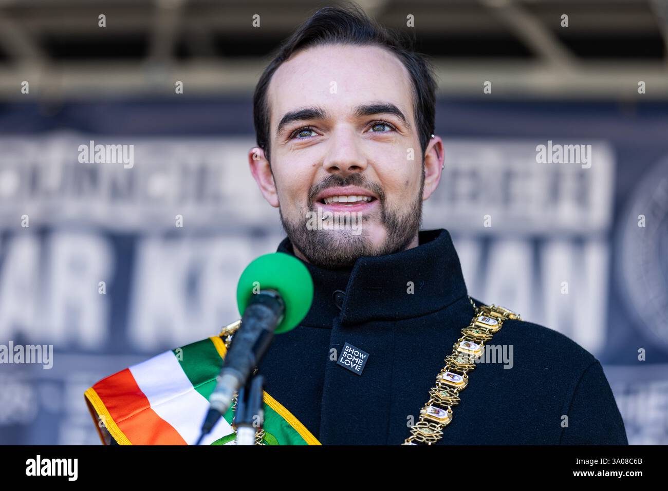 Queens, USA. 02nd Mar, 2025. Councillor Micky Murray, the Lord Mayor of ...