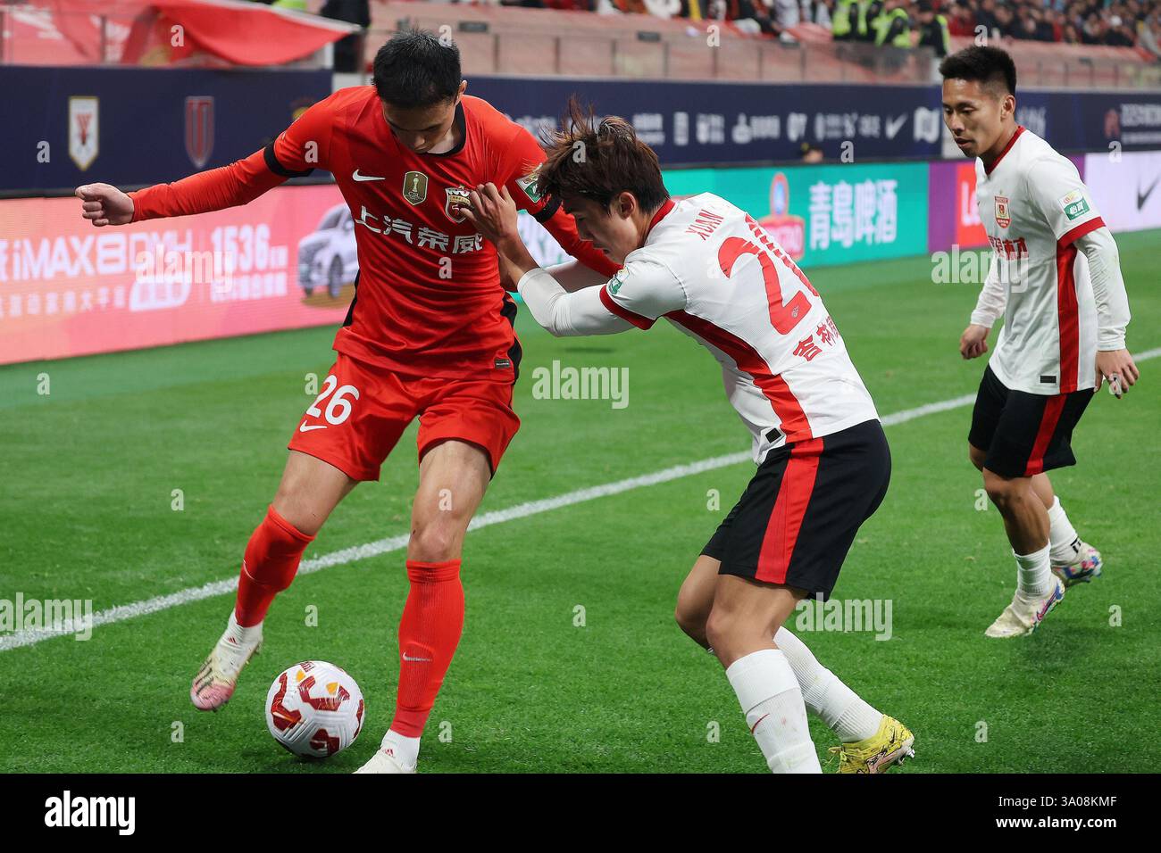 Shanghai Port Football Club defeated Changchun Yatai Football Club with ...