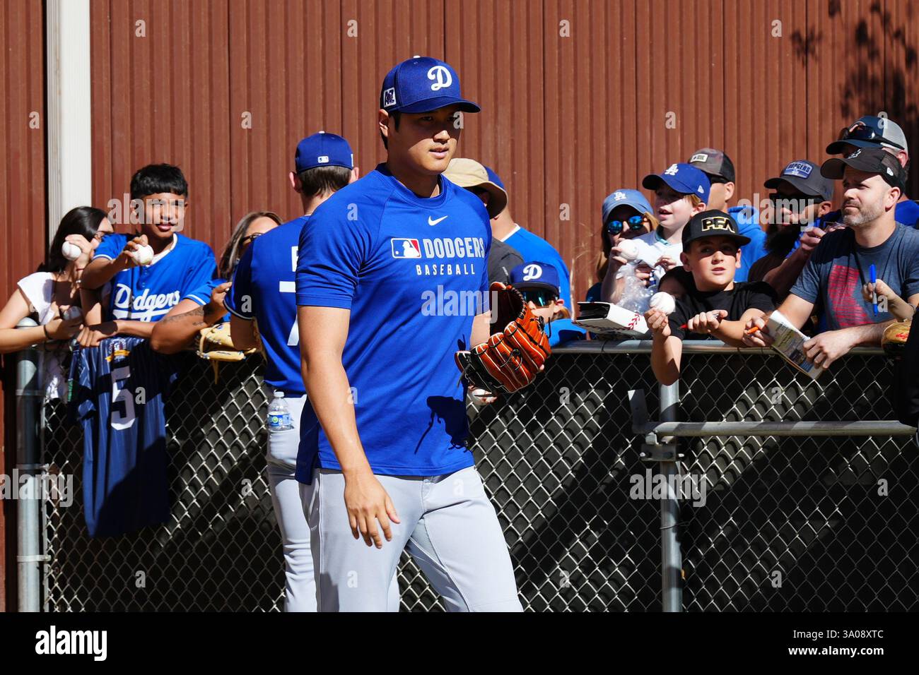 Glendale, Arizona, USA. 27th Feb, 2025. Shohei Ohtani (Dodgers ...