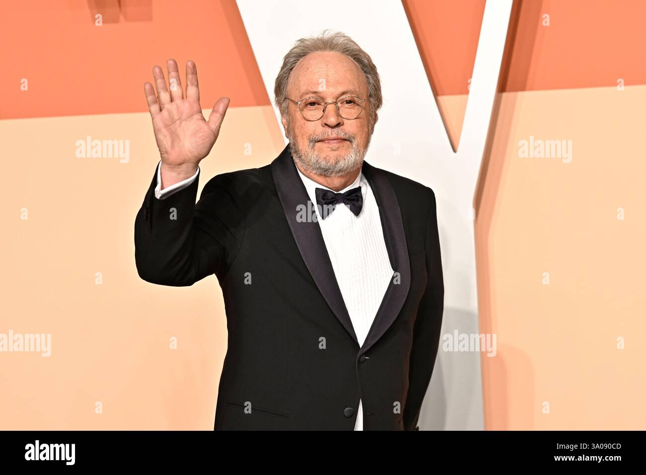Billy Crystal arrives at the Vanity Fair Oscar Party on Sunday, March 2 ...