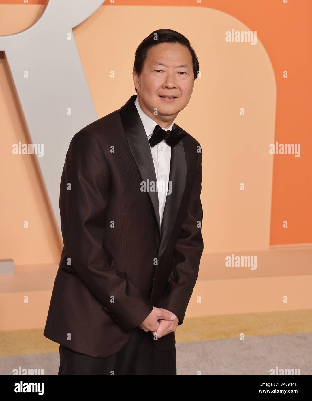 Ken Jeong attends the 2025 Vanity Fair Oscar Party at Wallis Annenberg ...