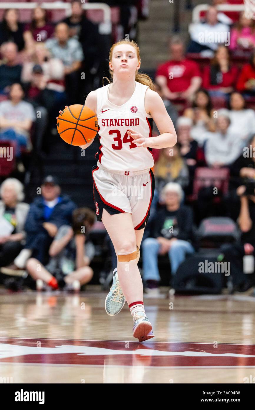 STANFORD, CA - FEBRUARY 27: Stanford Cardinal guard Tess Heal (34 ...