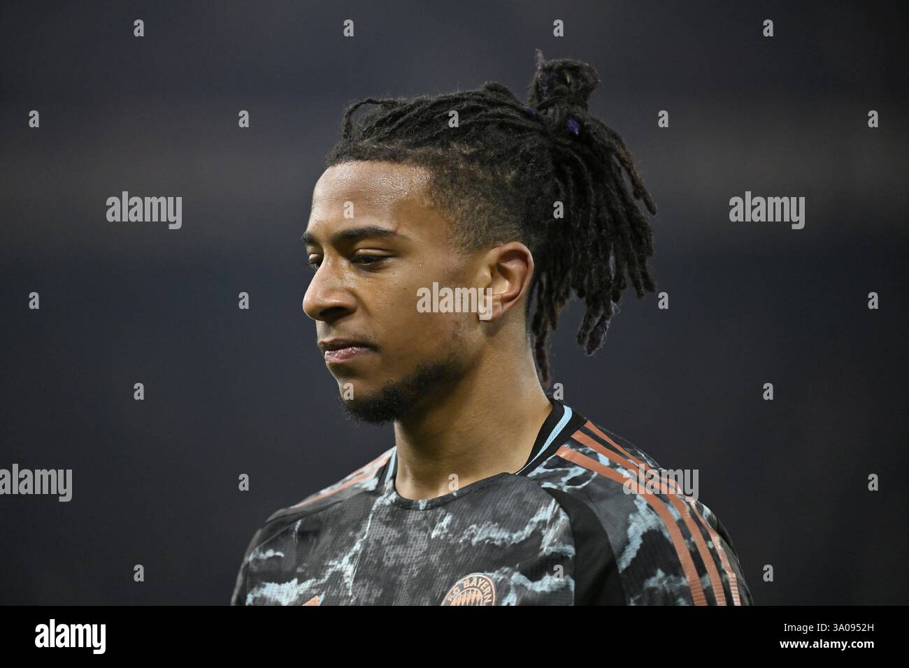 Michael Olise FC Bayern Munich FCB (17) portrait MHPArena, MHP Arena ...