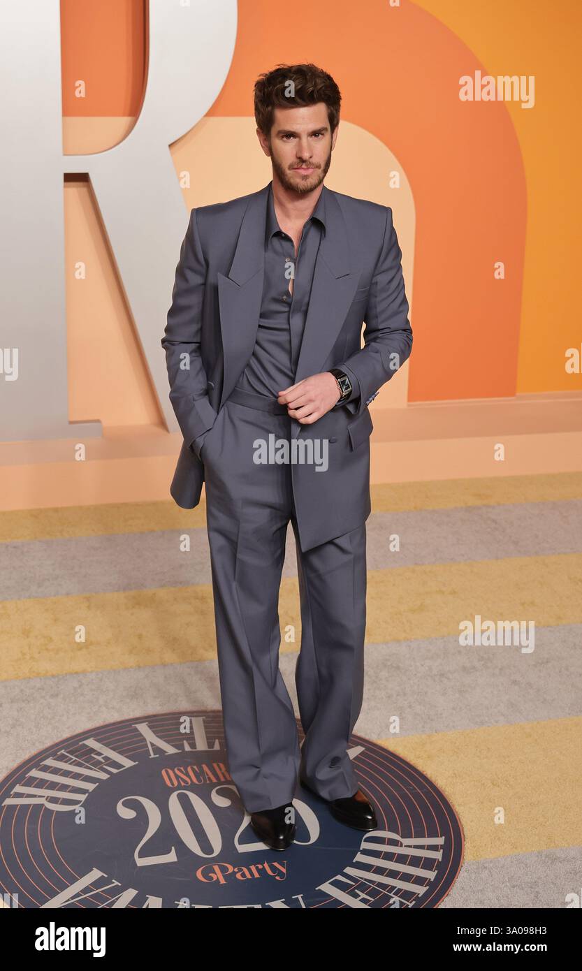 Andrew Garfield attends the 2025 Vanity Fair Oscar Party at Wallis ...