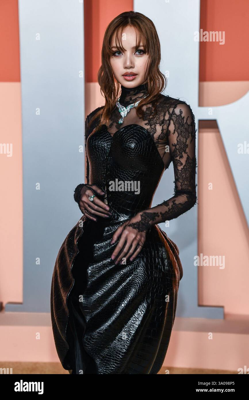 Lisa, Lalisa Manoban, walking on the red carpet at the 2025 Vanity Fair ...