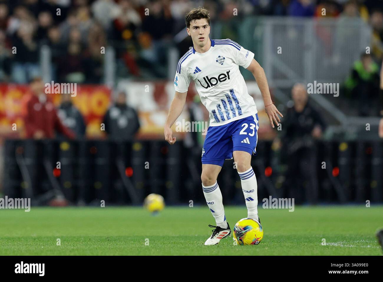 Rome, Italy. 02nd Mar, 2025. Comoâ??s Argentinian midfielder Maximo ...