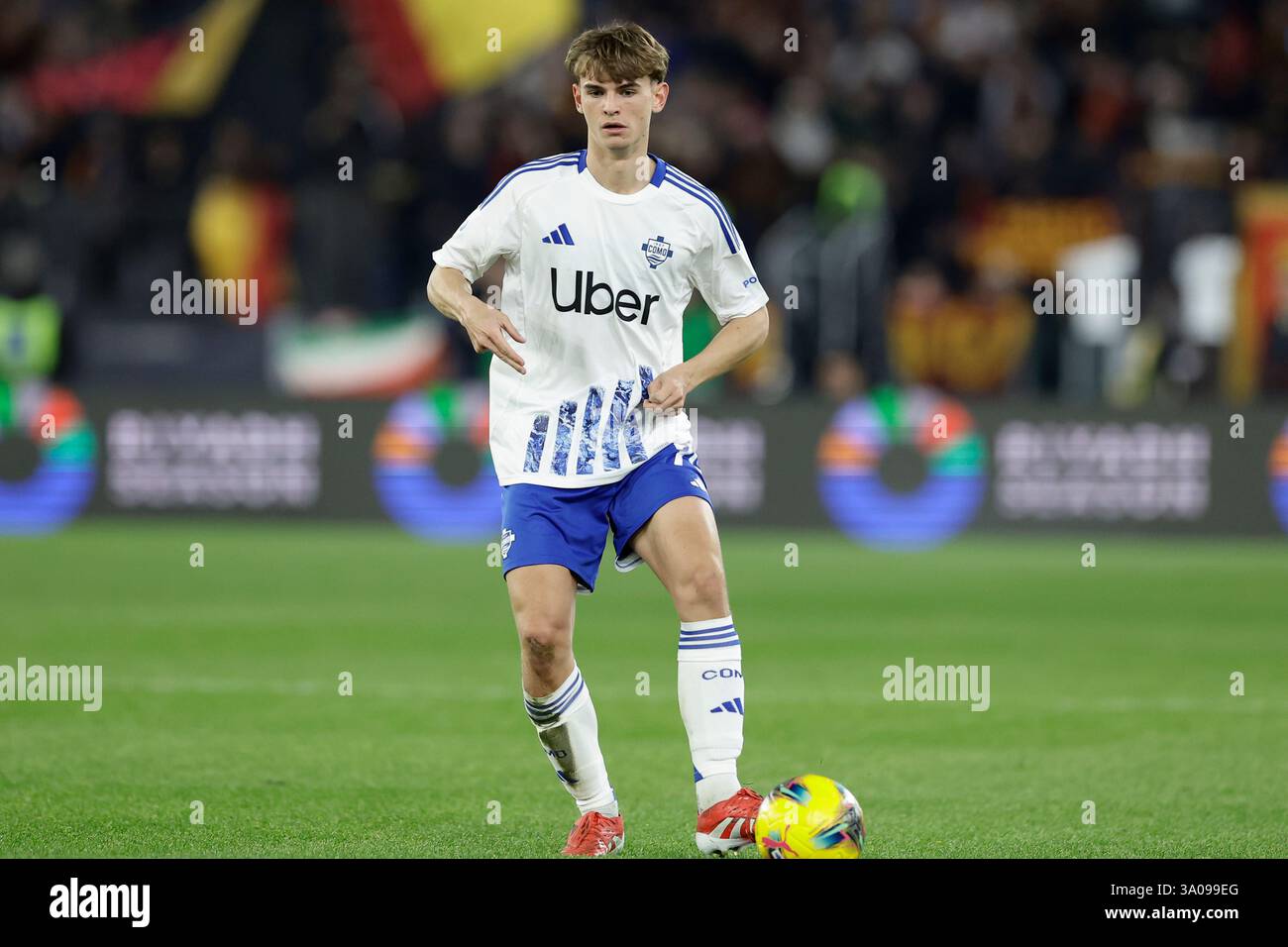 Rome, Italy. 02nd Mar, 2025. Comoâ??s Argentinian midfielder Nico Paz ...