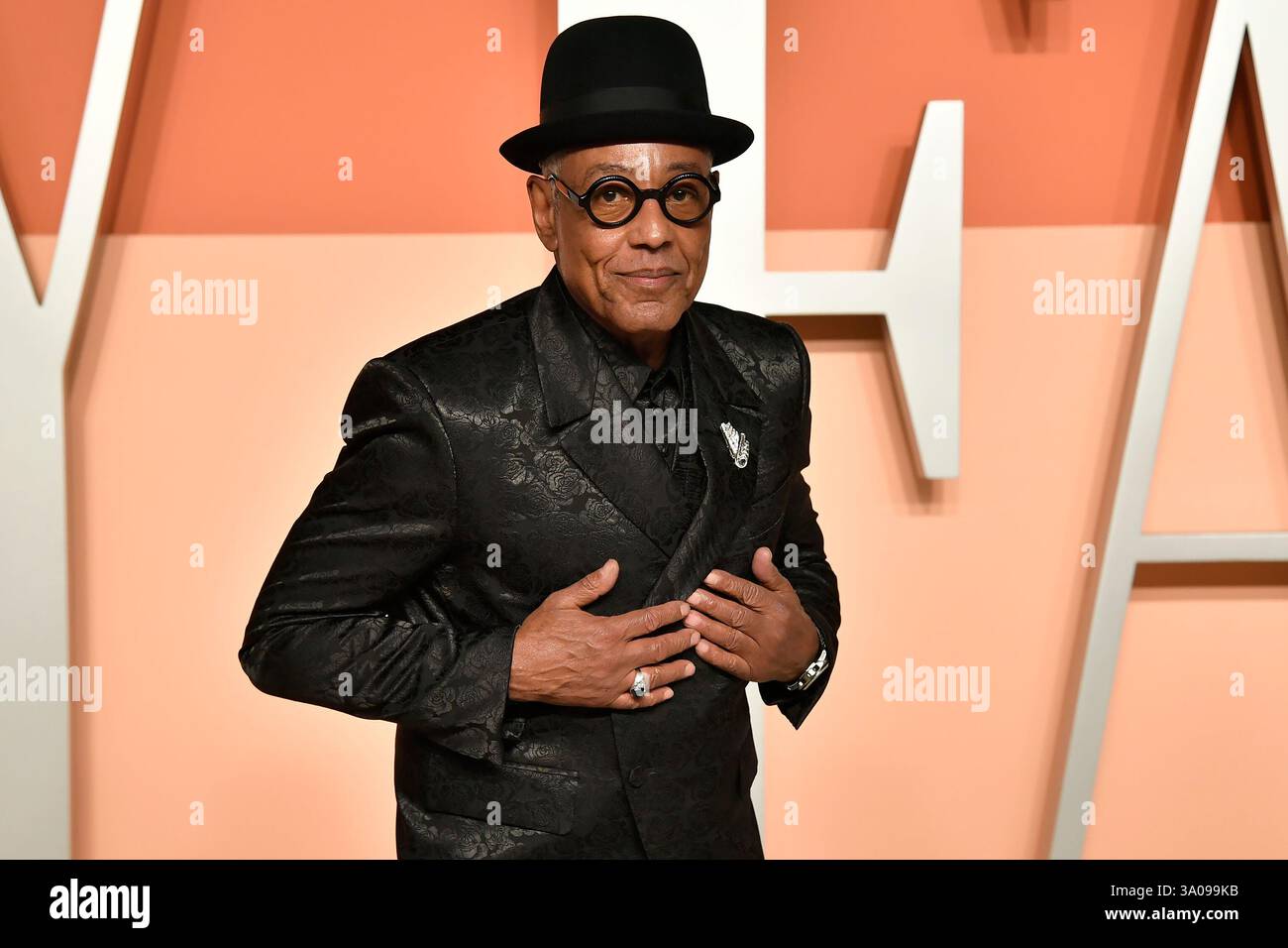 Giancarlo Esposito arrives at the Vanity Fair Oscar Party on Sunday ...