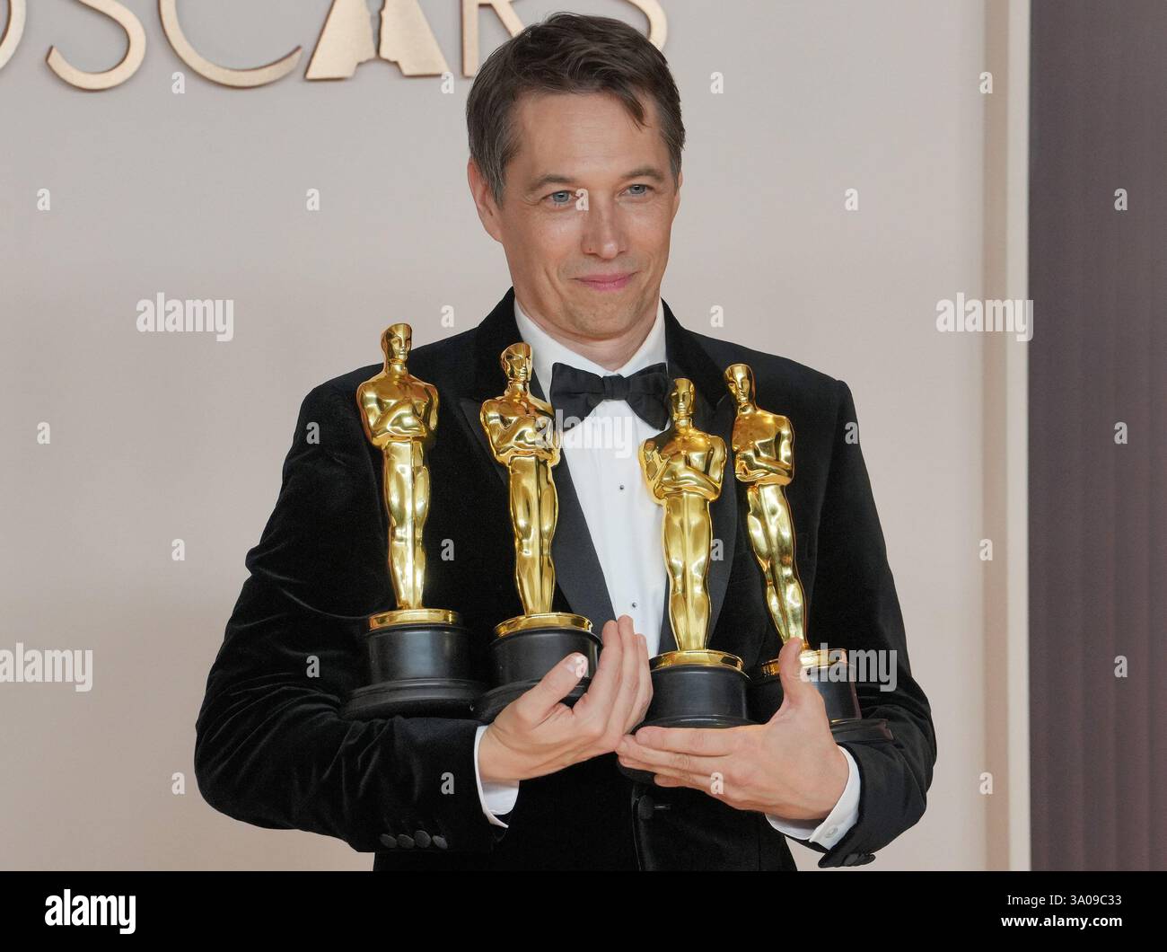 Los Angeles, USA. 02nd Mar, 2025. Sean Baker, winner of the Best Picture, Best Directing, Best ...