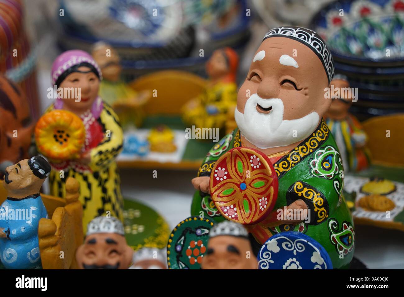 Uzbek ethnicity hi-res stock photography and images - Alamy