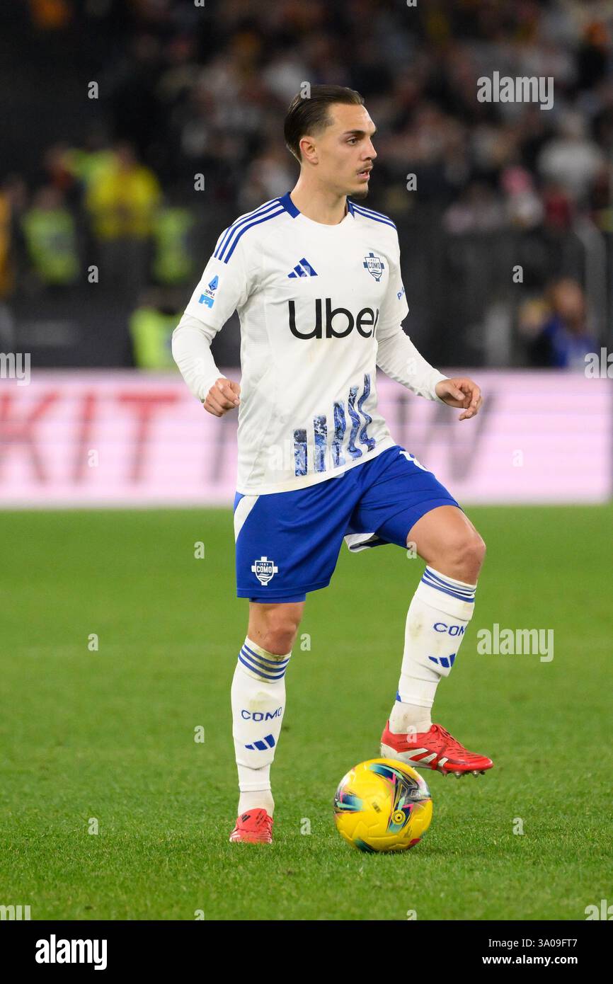 Comoâ??s Maxence Caqueret during the Italian Football Championship ...
